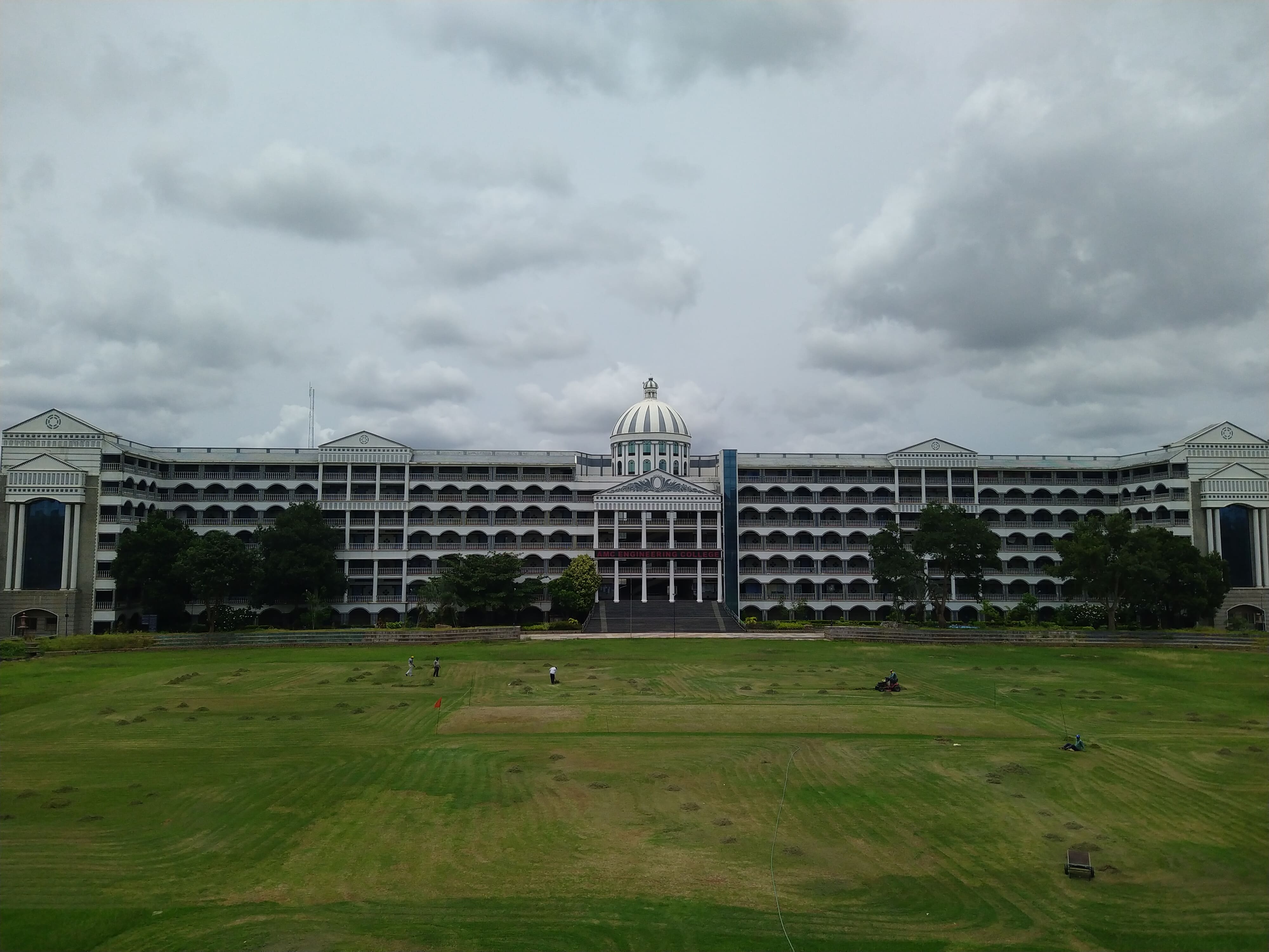 College - AMC Engineering College : Gallery