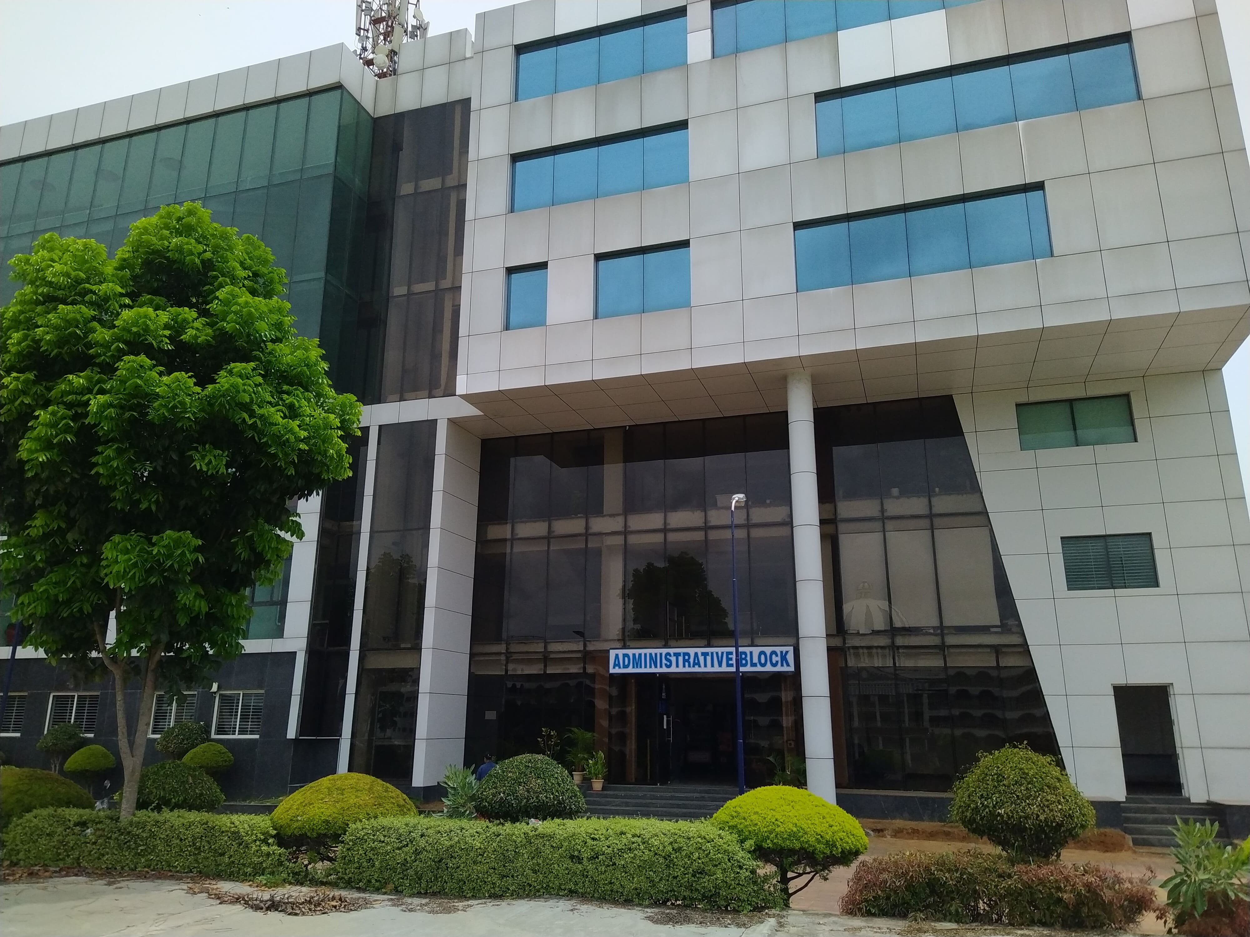 College - AMC Engineering College : Gallery